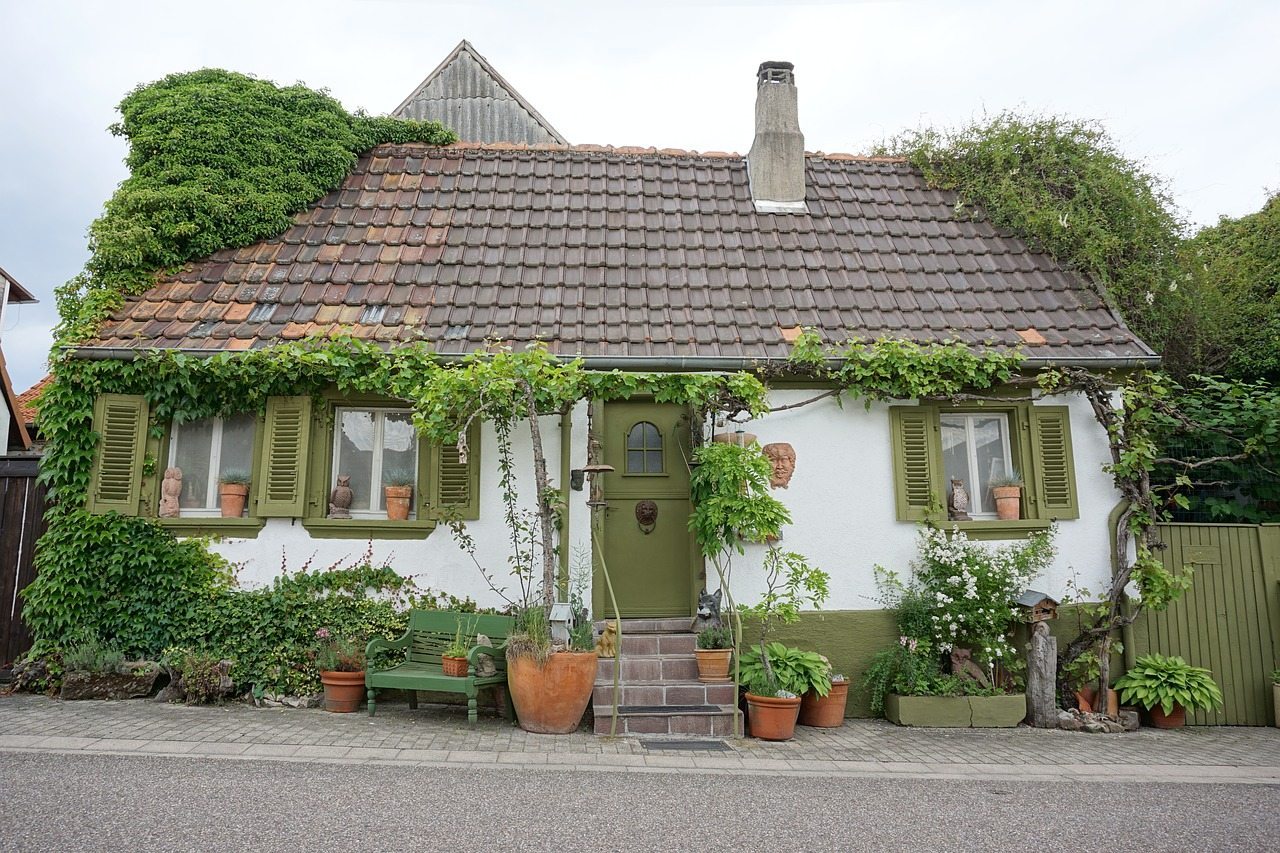 40 Cheap Housing Options That Actually Work (2026 Guide)